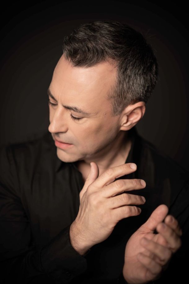 Robert Čolina poziva na večer evergreena – Wish