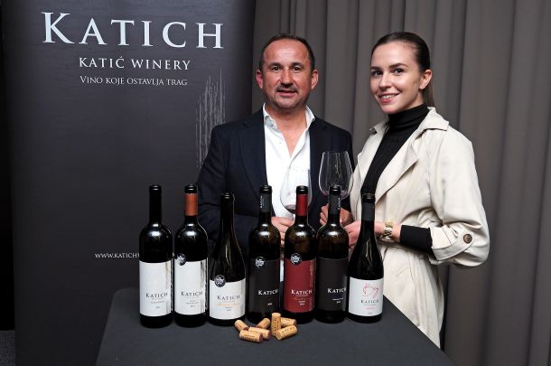 Imotska vinska senzacija: Katich Winery predstavila devet velikih vina ...